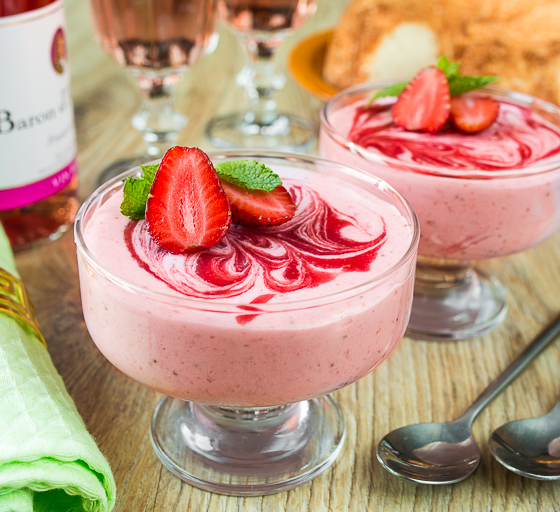 Рецепт клубничного мусса с фото пошагово на Вкусном Блоге